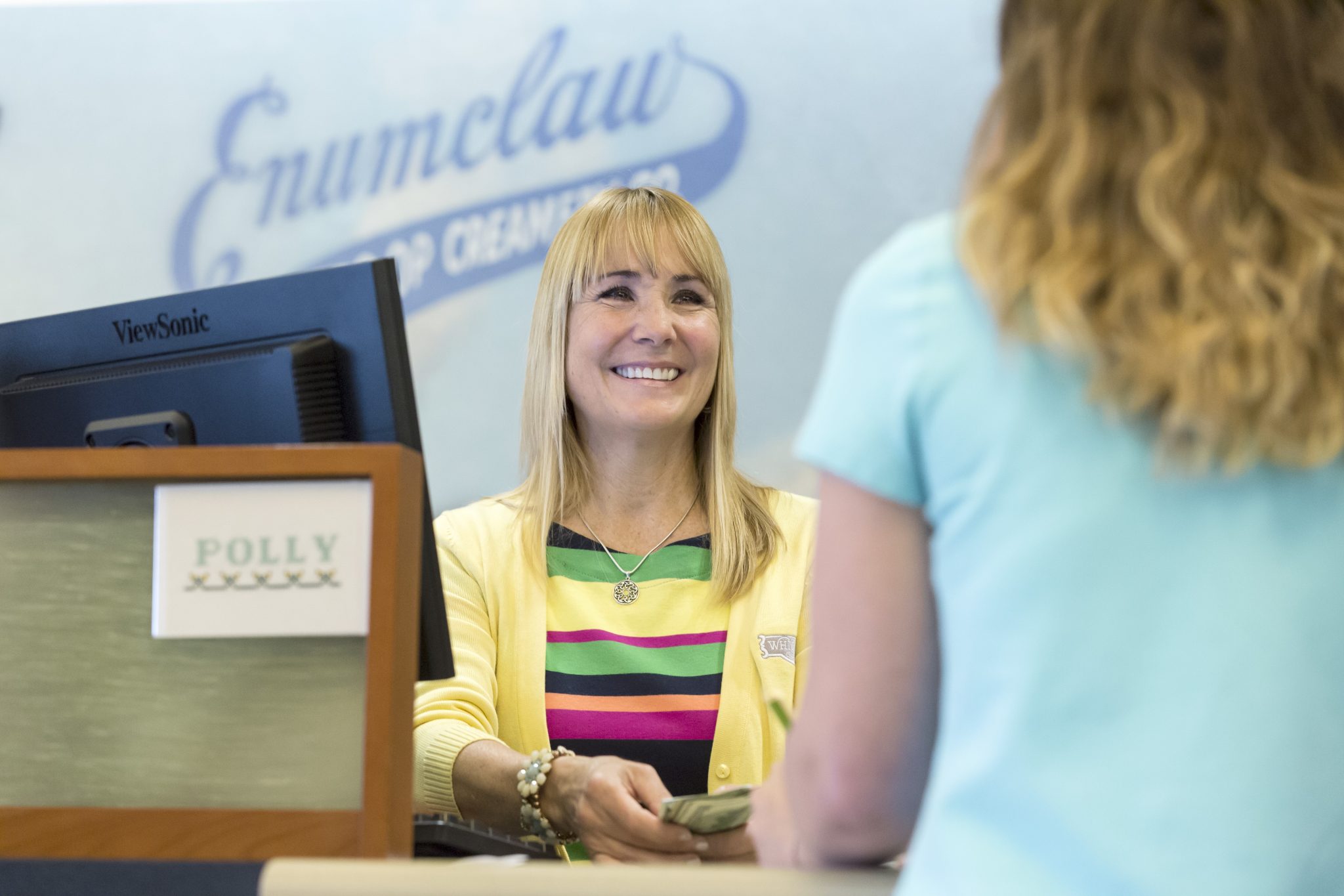 Difference Between a Credit Union and a Bank - WRCU